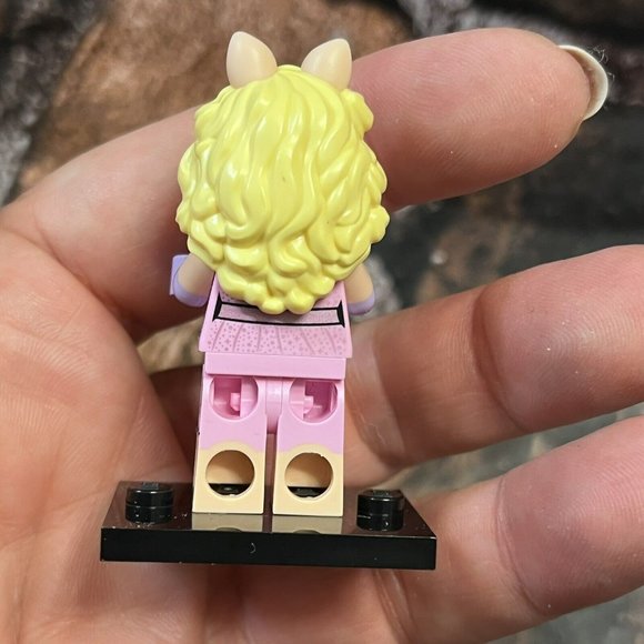 Lego | Toys | Miss Piggy Lego Muppets Minifigures 733 Limited Edition ...